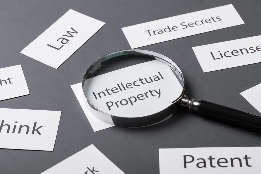 Intellectual Property Clause Examples Australia | CMI Legal